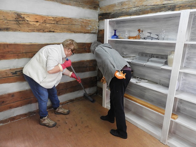 Combermere Craft Cabin prepares for season | Madawaska Valley Current