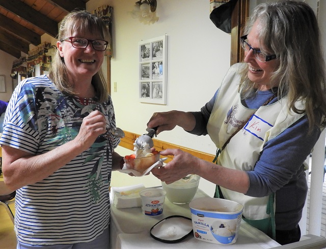 Valley gardeners honoured | Madawaska Valley Current