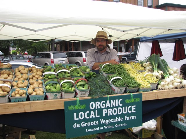 Farmers Market an essential buy-local option for healthy food ...